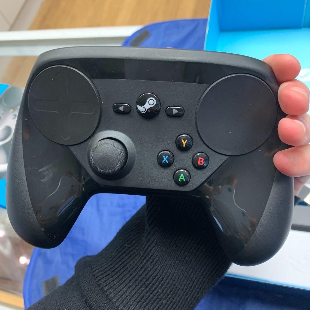 Pre-owned Steam Controller - Own4Less
